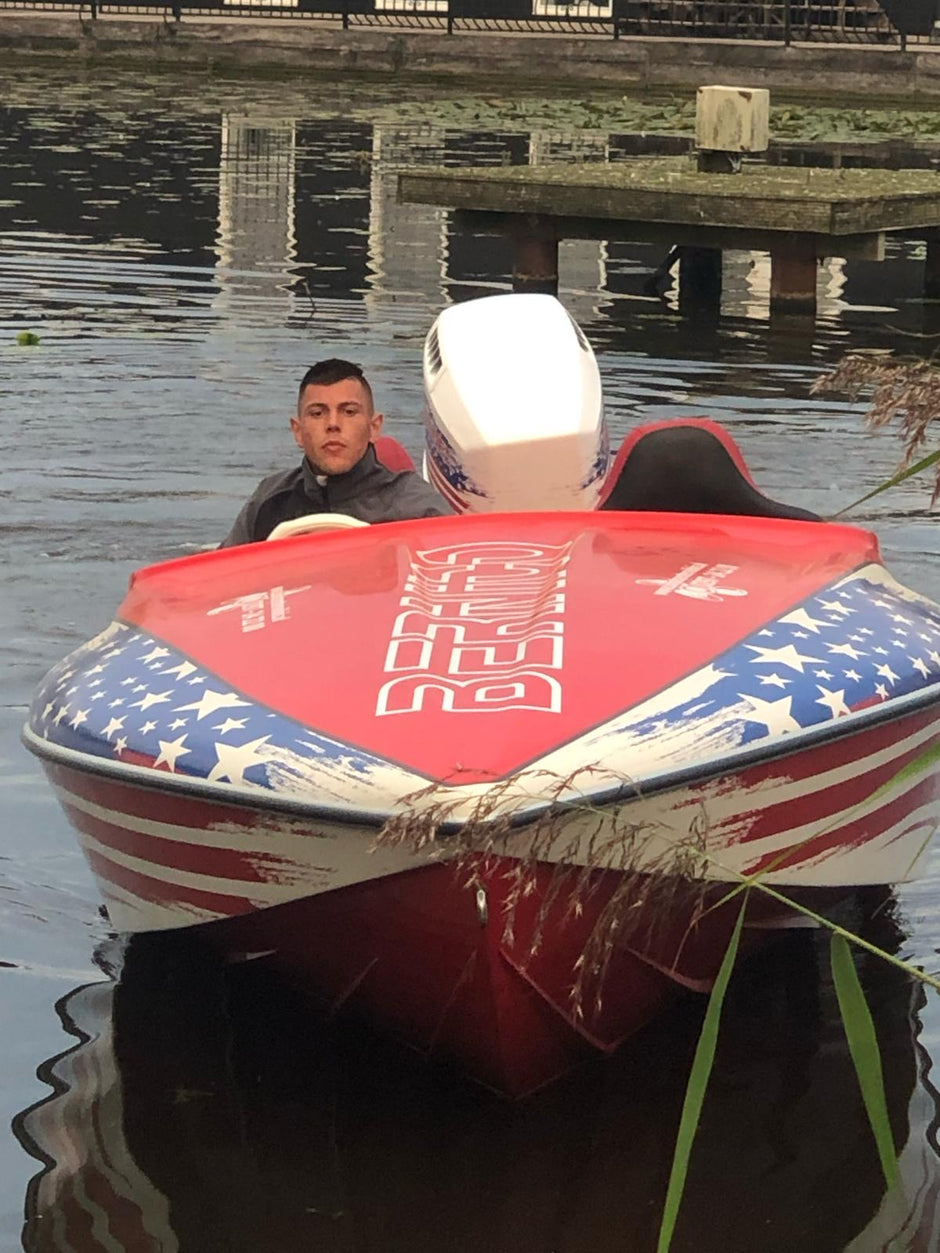 Koop hier een Spitfire-speedboot – BootCenterWilnis